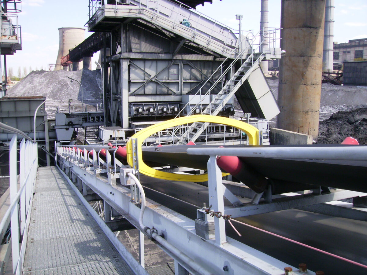 Tramp Metal Detector Barrier - Dynascales